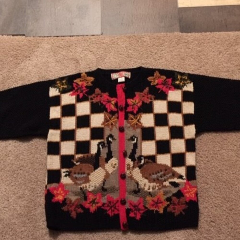 Cardigan Bay Goose Handknitted Sweater - Gem